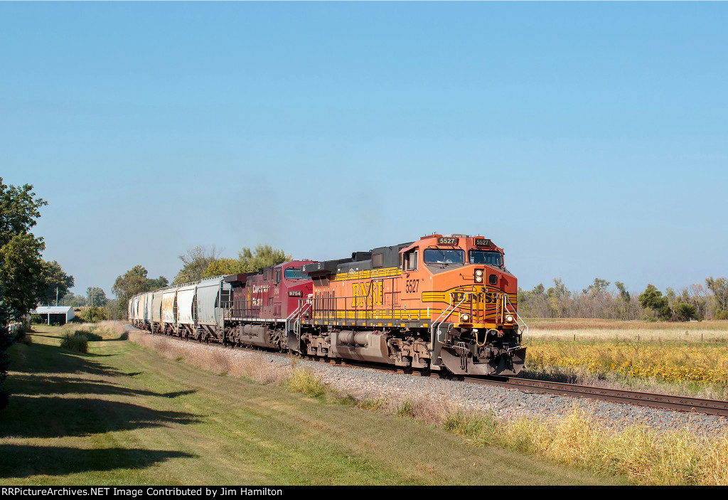 BNSF 5527 South